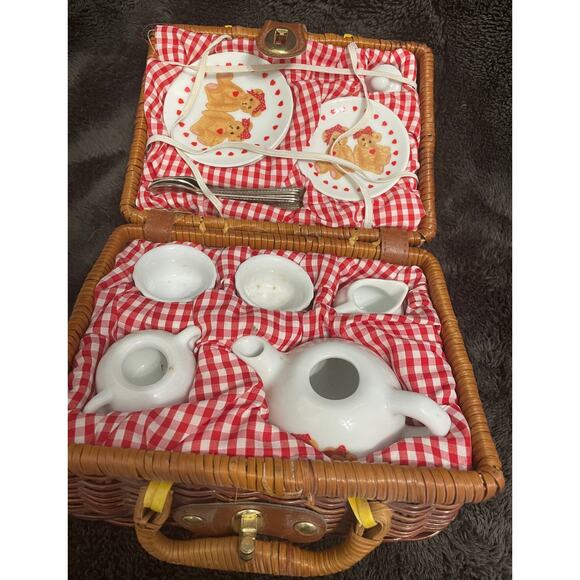 unknown | Toys | Vintage Miniature Picnic Basket Tea Set | Poshmark